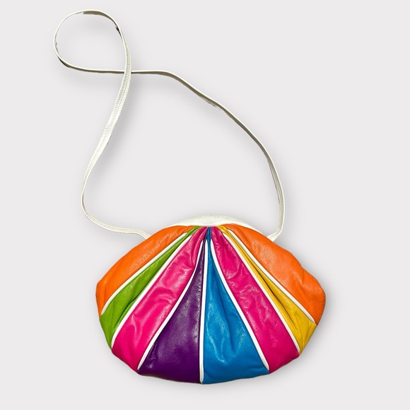 Vintage | Bags | Retro 98s Rainbow Beach Ball Clam Shell Shape ...
